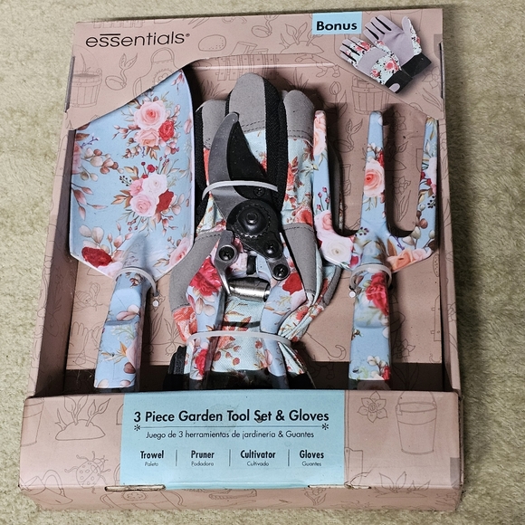 Essentials | Other | Essentials 3 Peice Garden Tool Set With Free ...